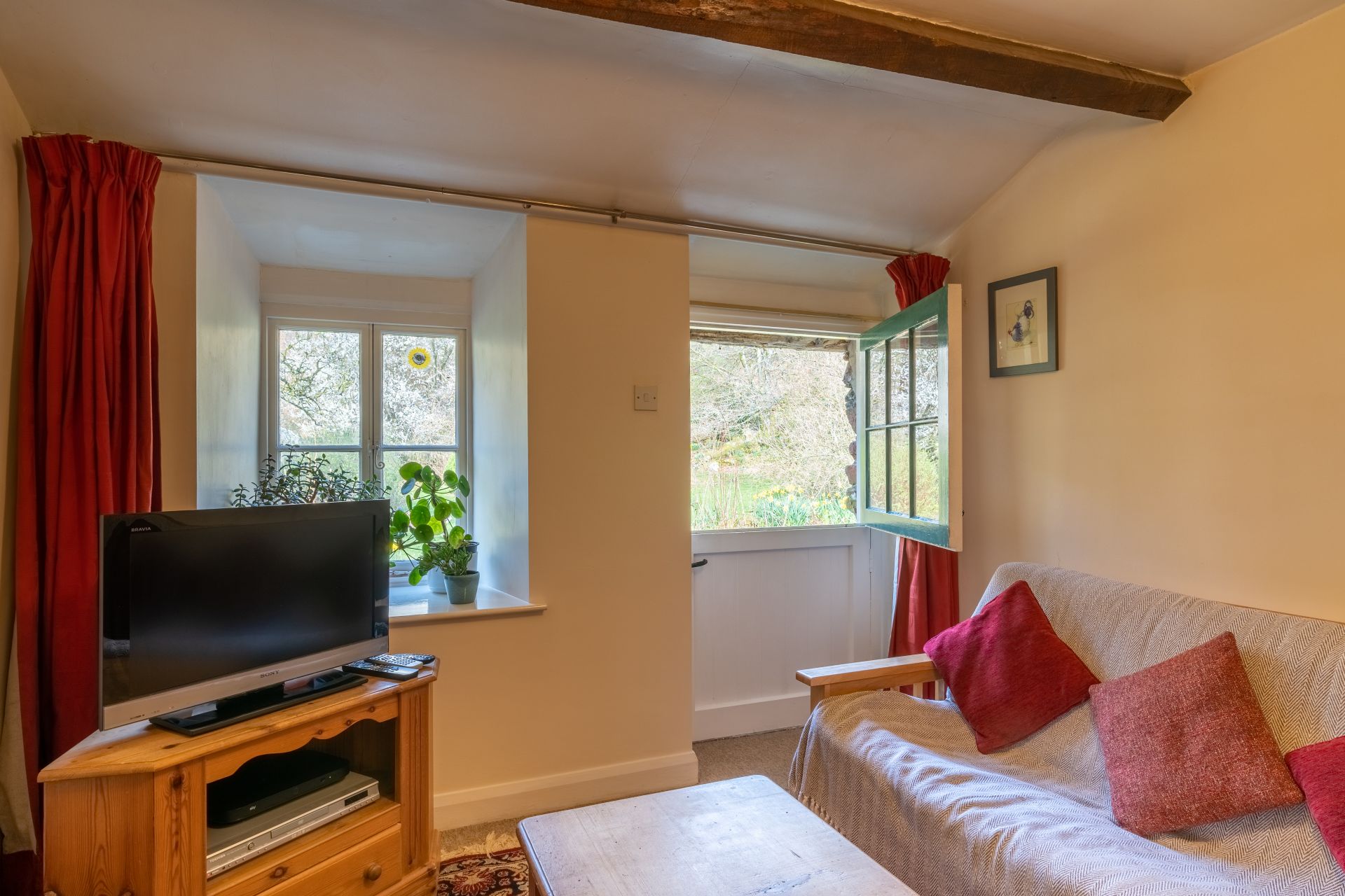 High Wallabarrow Cottage - Duddon Valley - Herdwick Cottages