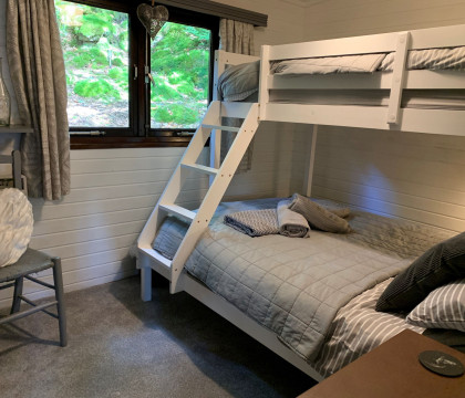 Neaum Crag - Lake District Lodges, Loughrigg - Herdwick Cottages